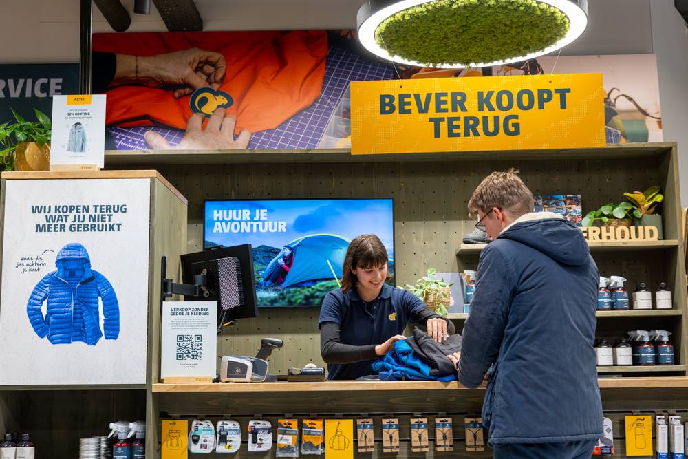 Gebruikte buitenkleding inleveren? Nu in alle Bever-winkels